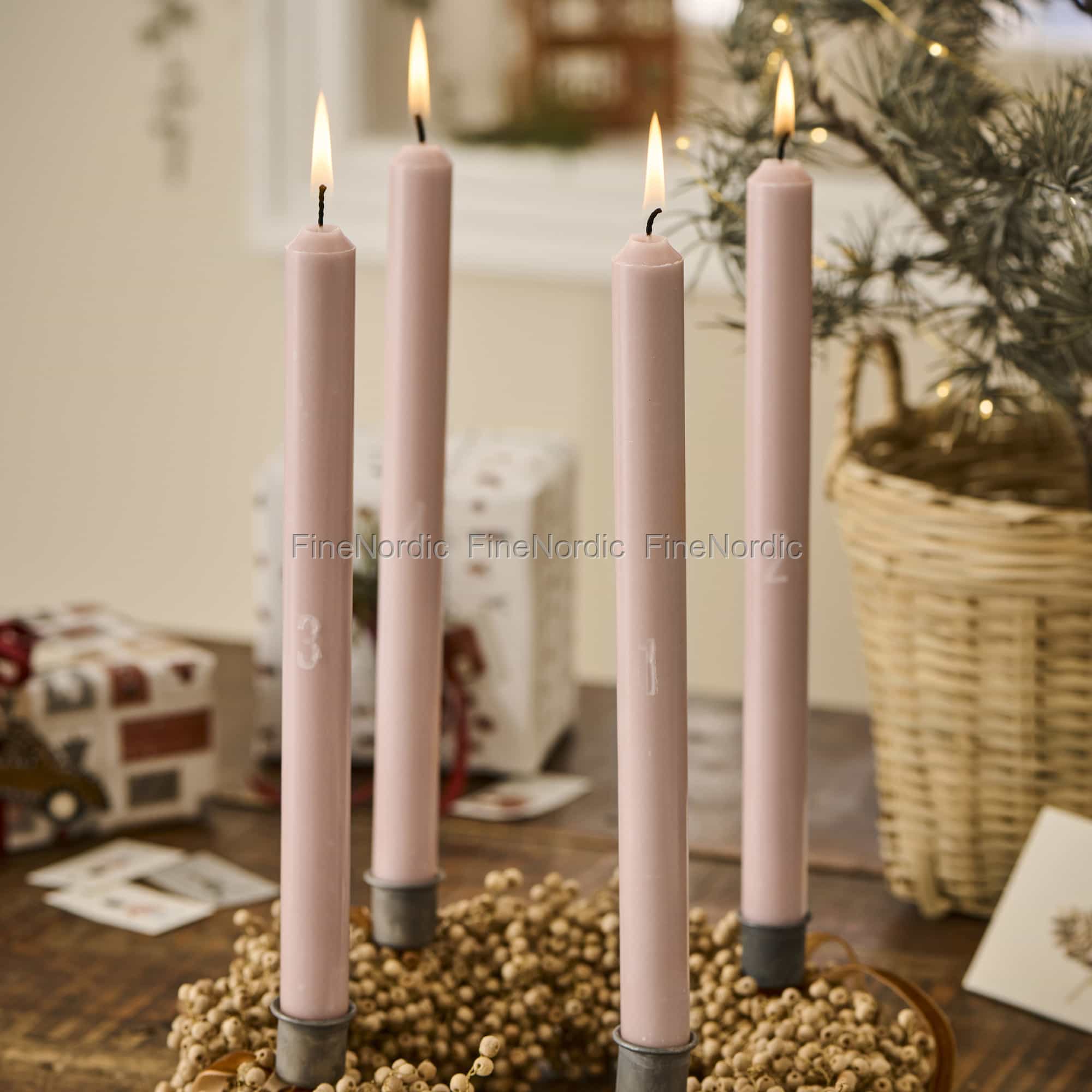 Ib Laursen Adventskerze 1-4 Box mit 4 Kerzen mit Geprägte Zahlen Rosa Malva