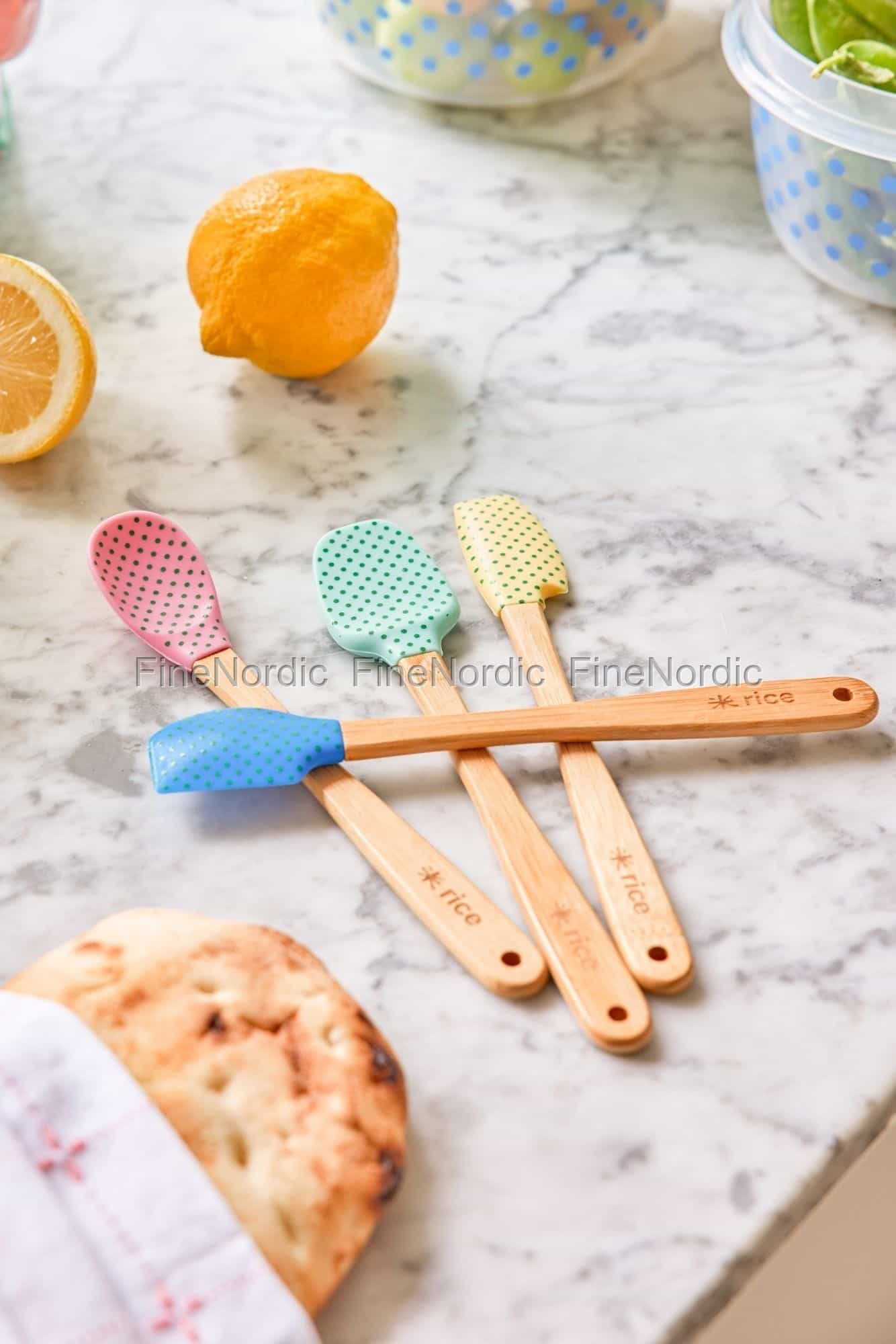 Rice Silikon Schaber - Buchenholzgriff - "Show Your True Colors" - Set of 4